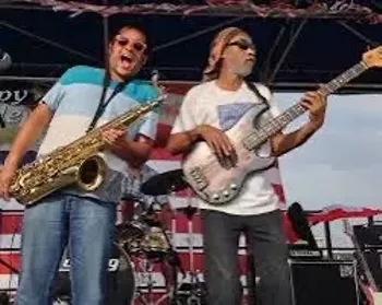 Kenny Dorhan's Backyard | King Bee | Music | Austin Chronicle